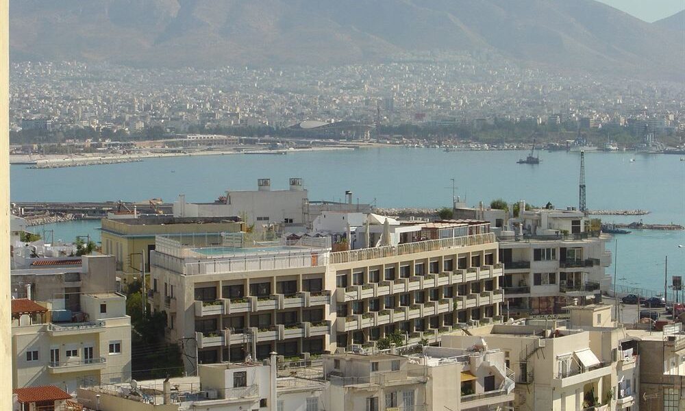 Εγκρίθηκε η επένδυση για τη μετατροπή του Mistral στον Πειραιά σε Hilton